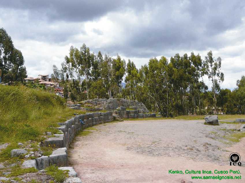 Zona Arqueológica de Kenko. Cultura Inca. Foto 02